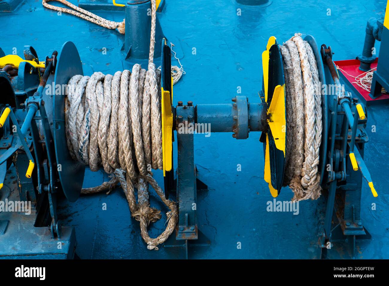 Ferry deck. Drum with mooring rope close up Stock Photo - Alamy