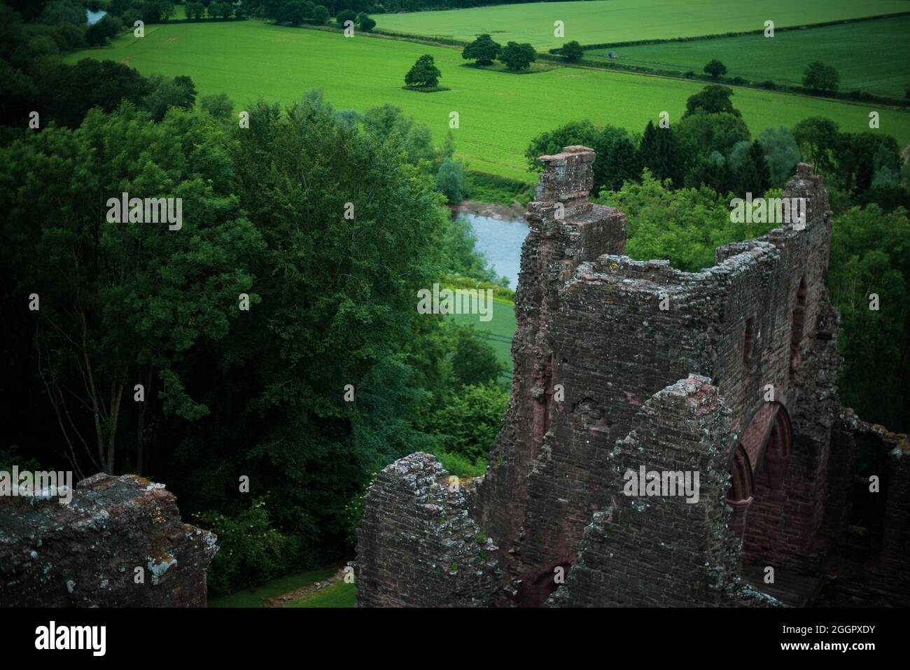 Goodrich castle chapel hi-res stock photography and images - Alamy