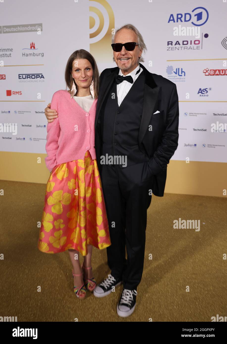 Hamburg, Germany. 02nd Sep, 2021. Reiner Schöne, actor, and his wife ...