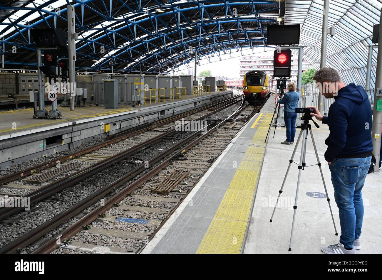 Sept 2 2021: A train arriving at Waterloo station Stock Photo - Alamy