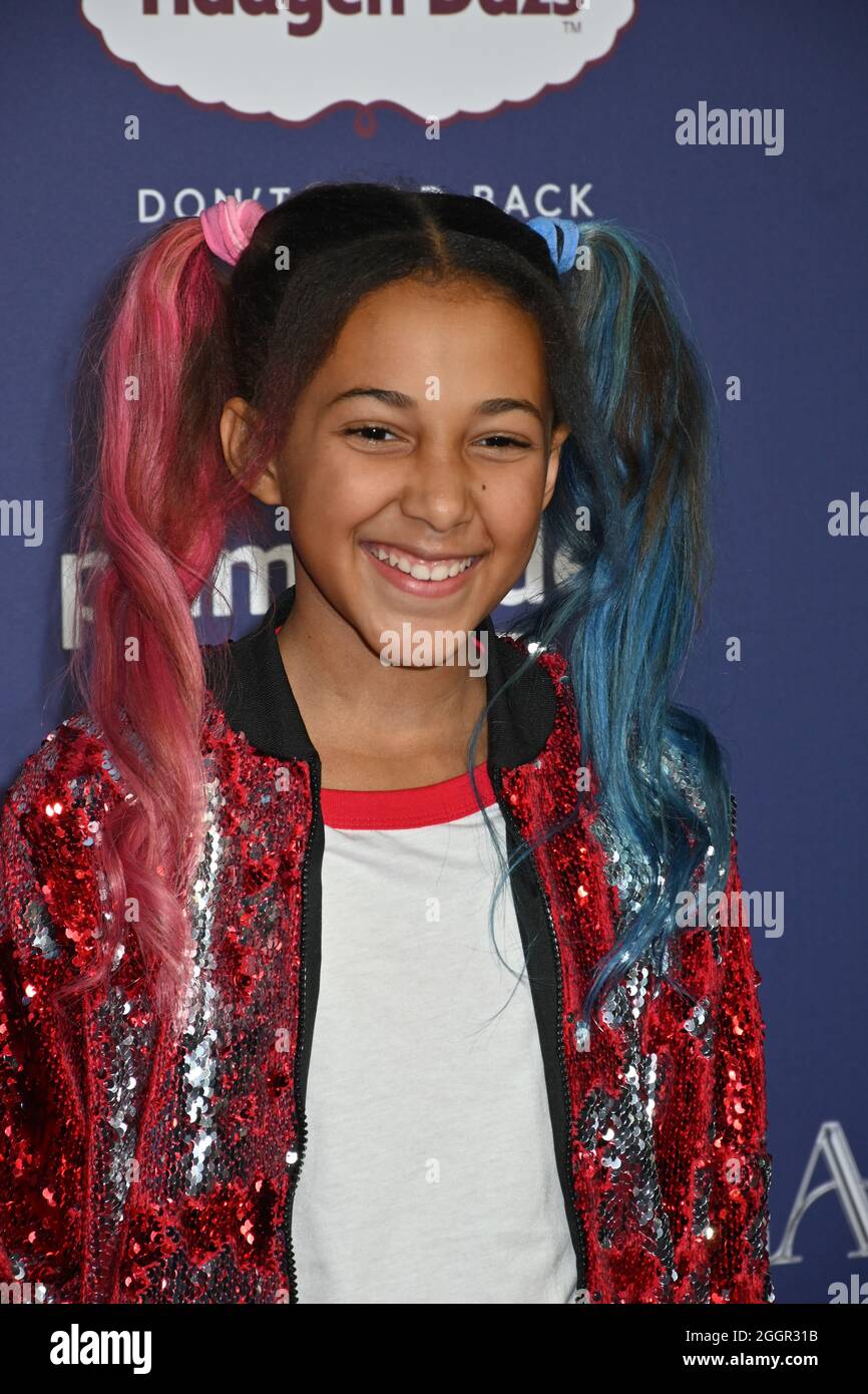 Nandi bushell hi-res stock photography and images - Alamy