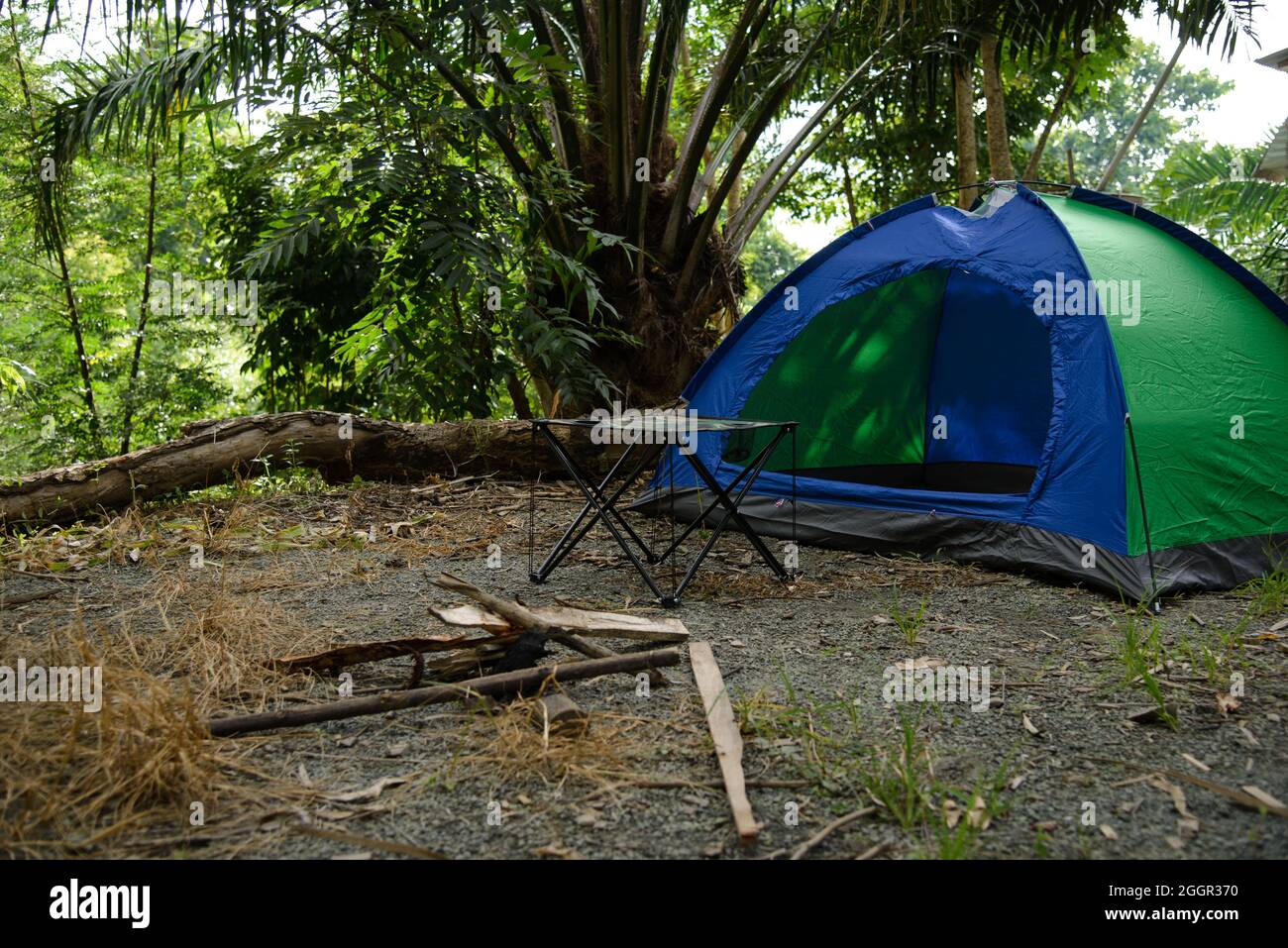 Outdoor camping on rough ground Stock Photo - Alamy
