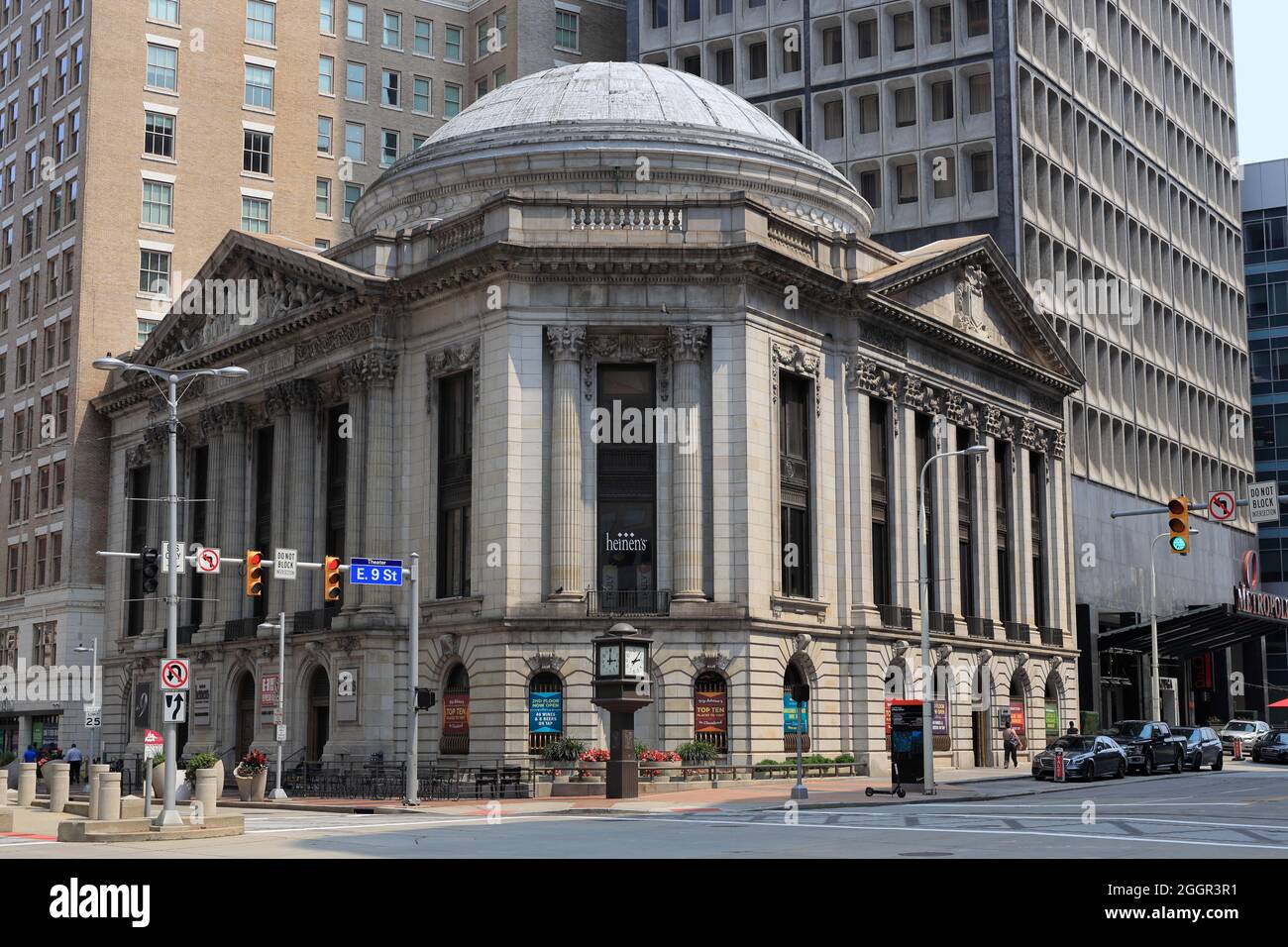 Cleveland beaux arts building architecture hi-res stock photography and ...