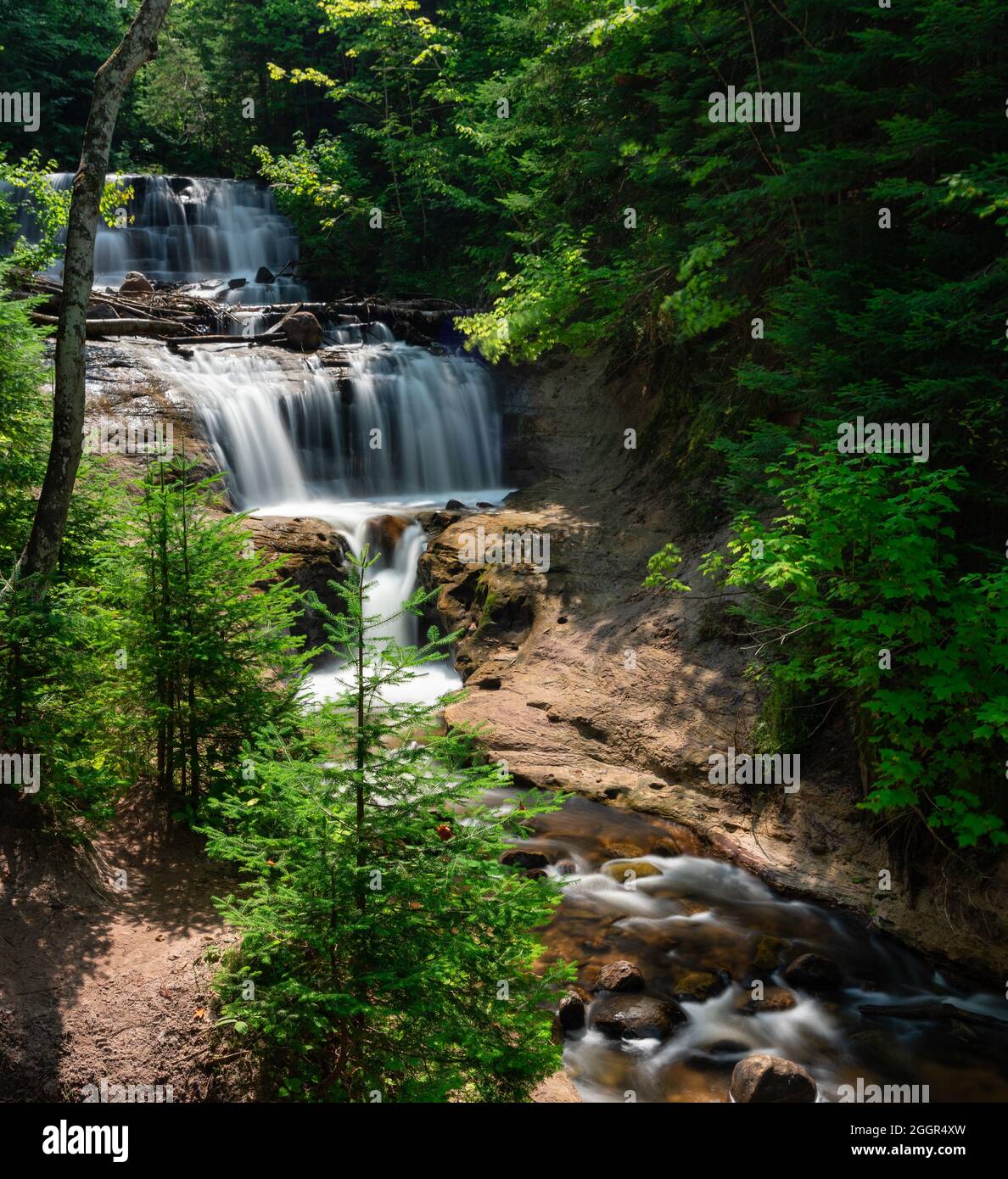 Pictured rocks northern michigan hi-res stock photography and images ...