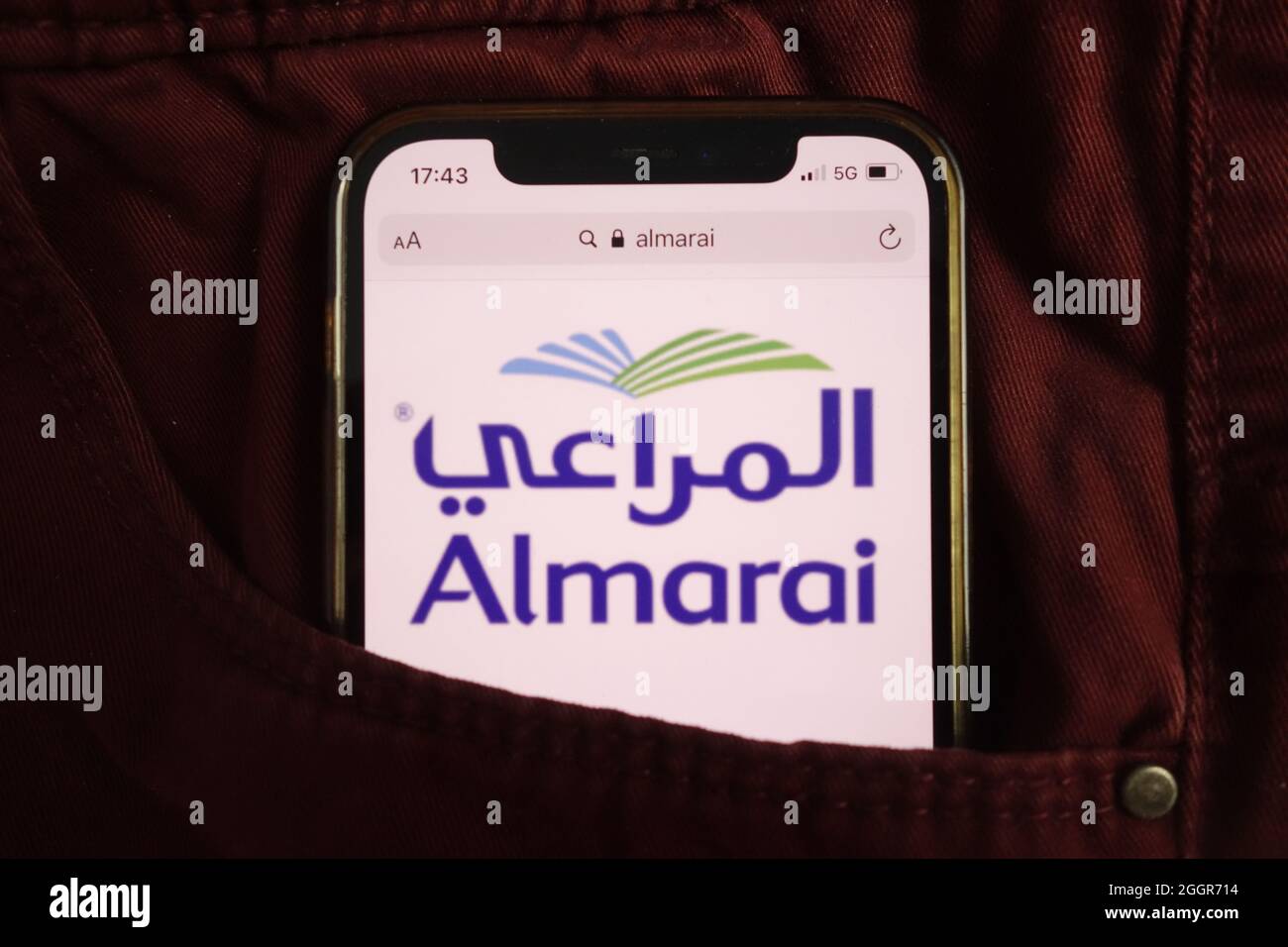 Almarai logo hi-res stock photography and images - Alamy