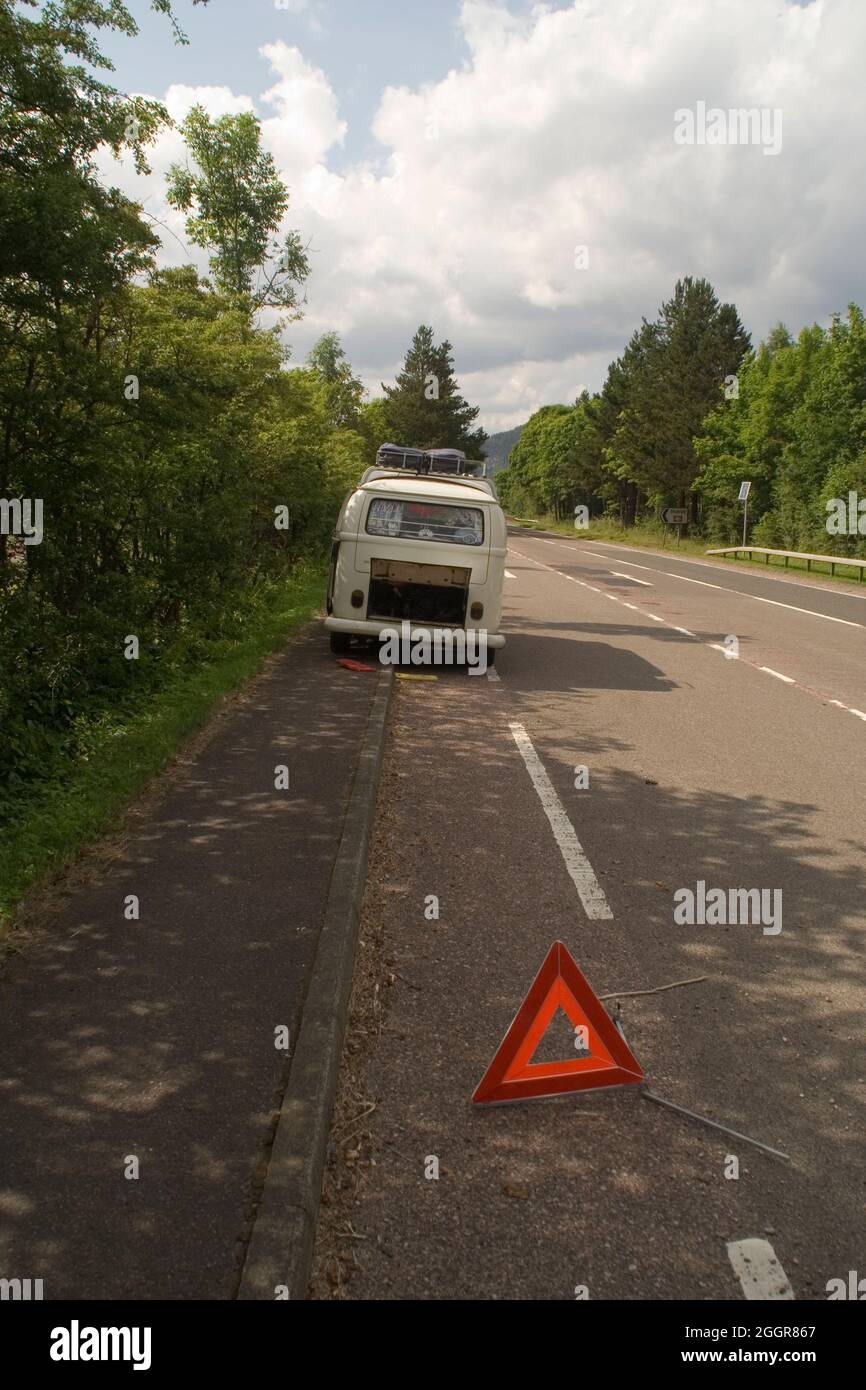 Camper van break down hi-res stock photography and images - Alamy