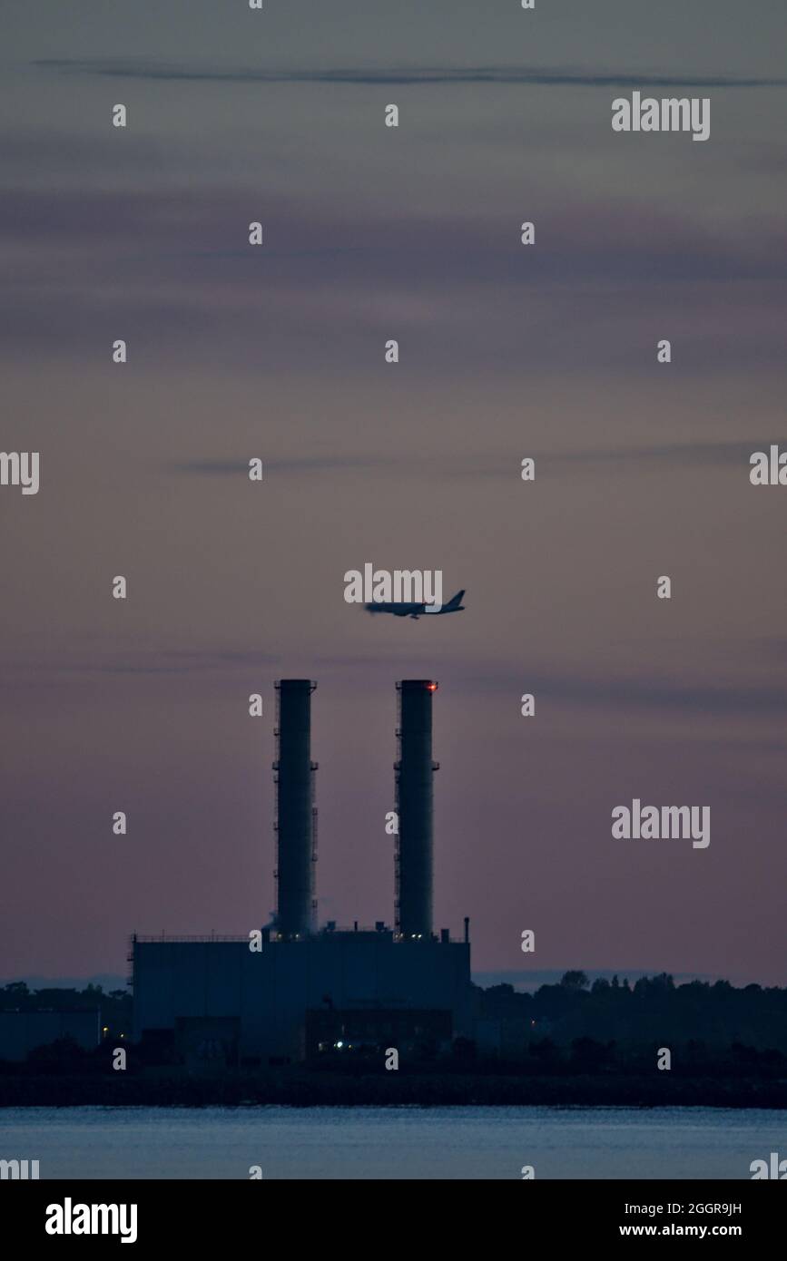 Energy distortion hi-res stock photography and images - Alamy