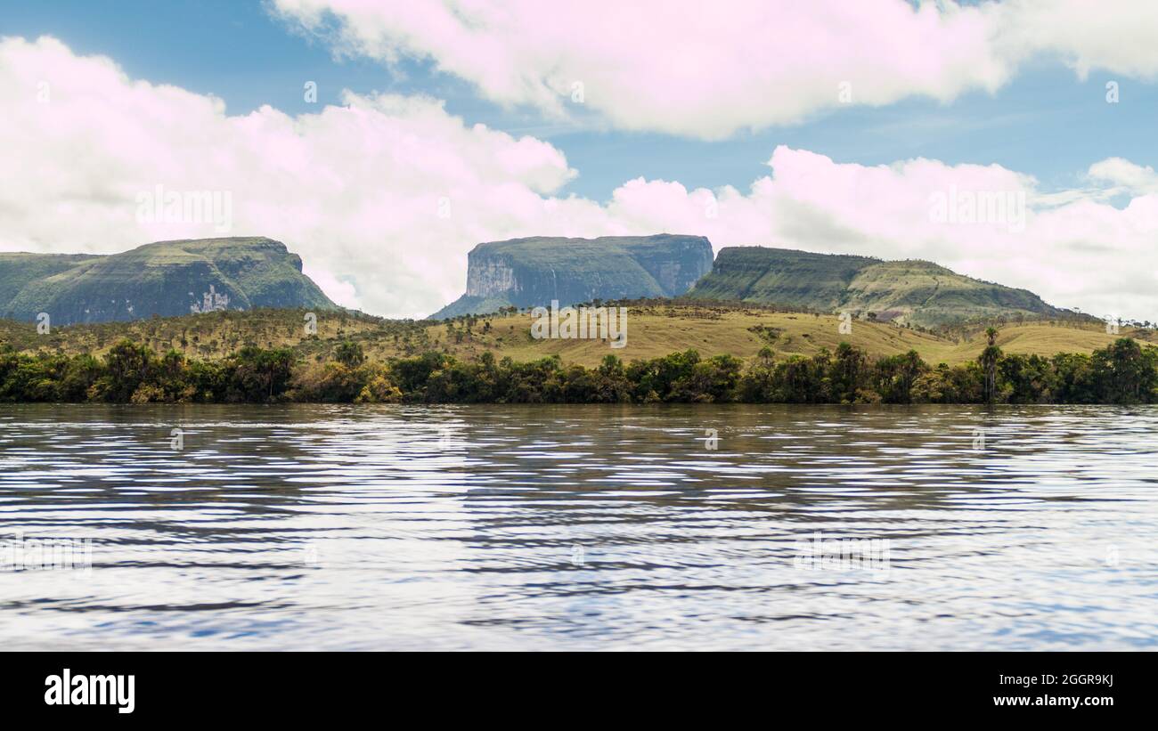 Tepuis canaima hi-res stock photography and images - Alamy
