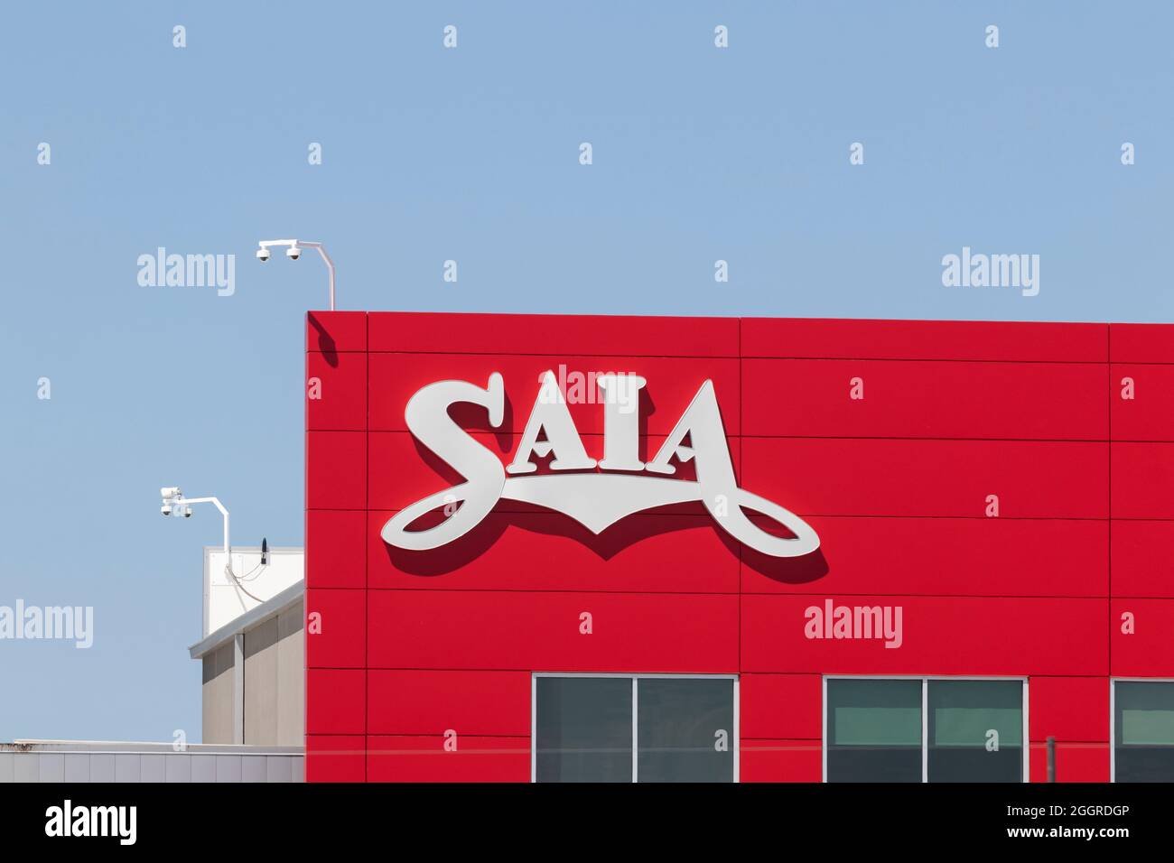 Ltl less than truckload hi-res stock photography and images - Alamy