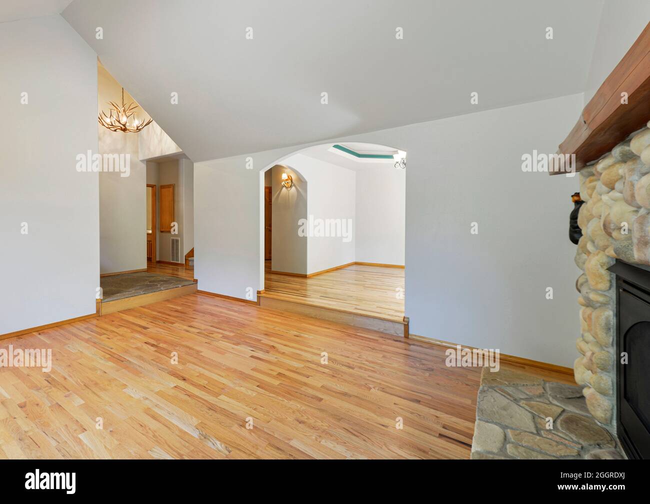 Modern residential empty living room interior Stock Photo - Alamy