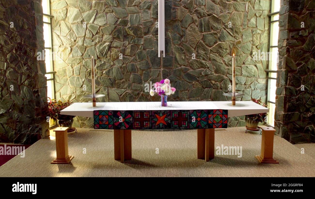 Communion table hi-res stock photography and images - Alamy