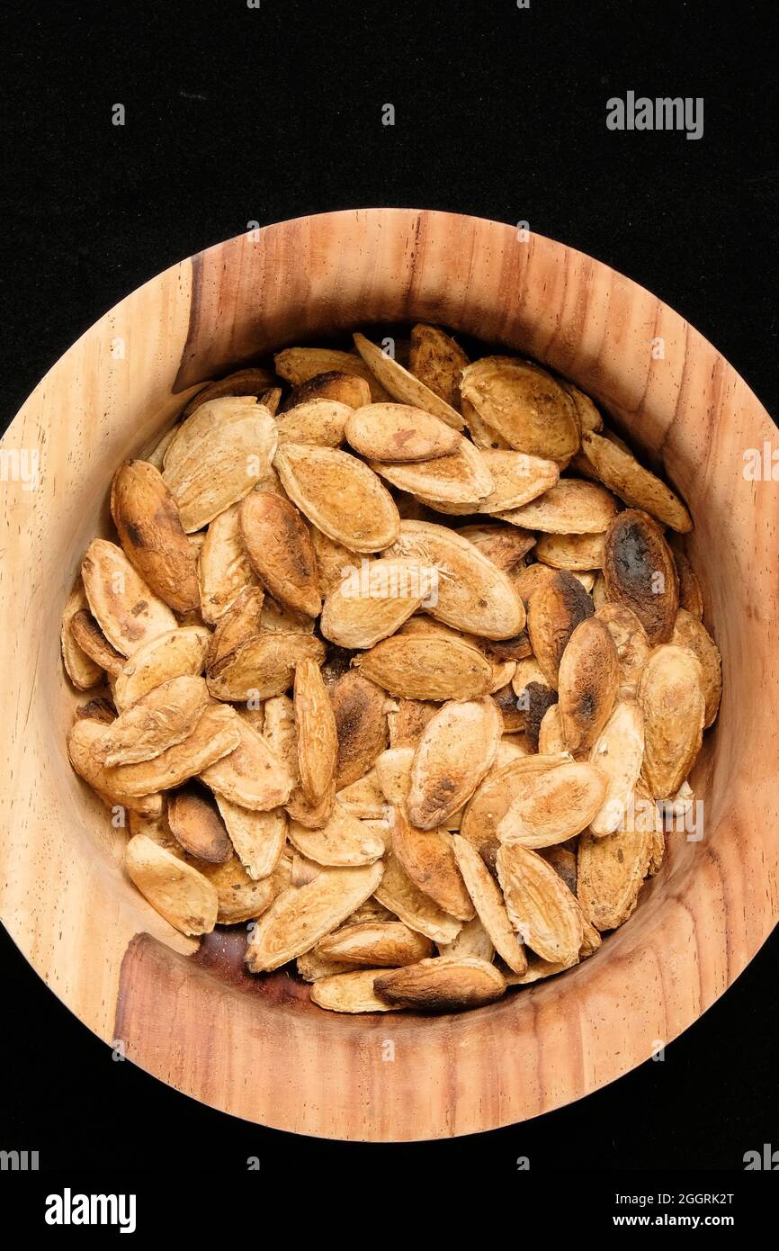 Peeling shells hi-res stock photography and images - Alamy
