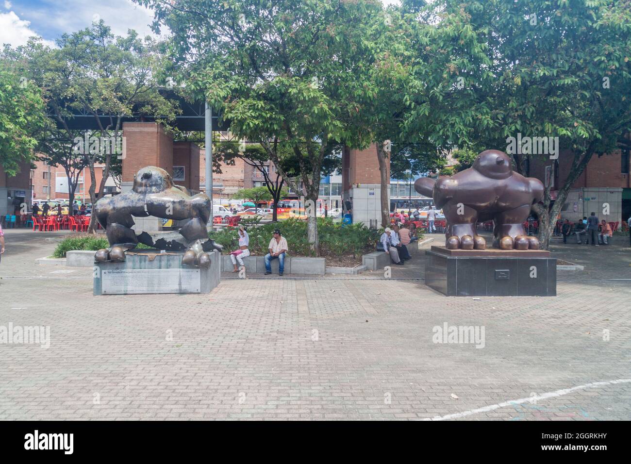 MEDELLIN, COLOMBIA - SEPTEMBER 1, 2015: Twin statues of Bird of Peace ...