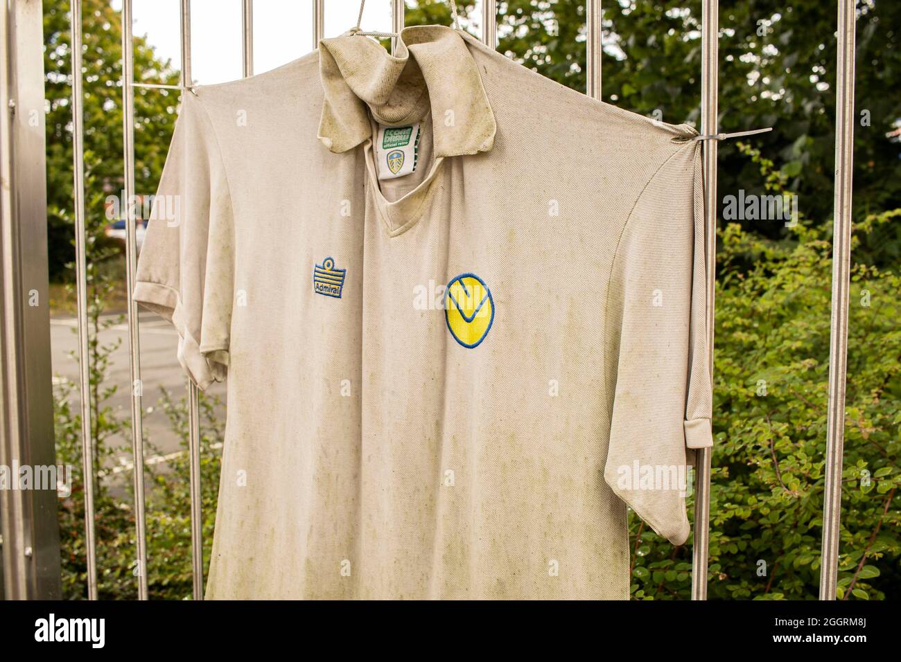 Leeds united smiley badge hi-res stock photography and images - Alamy