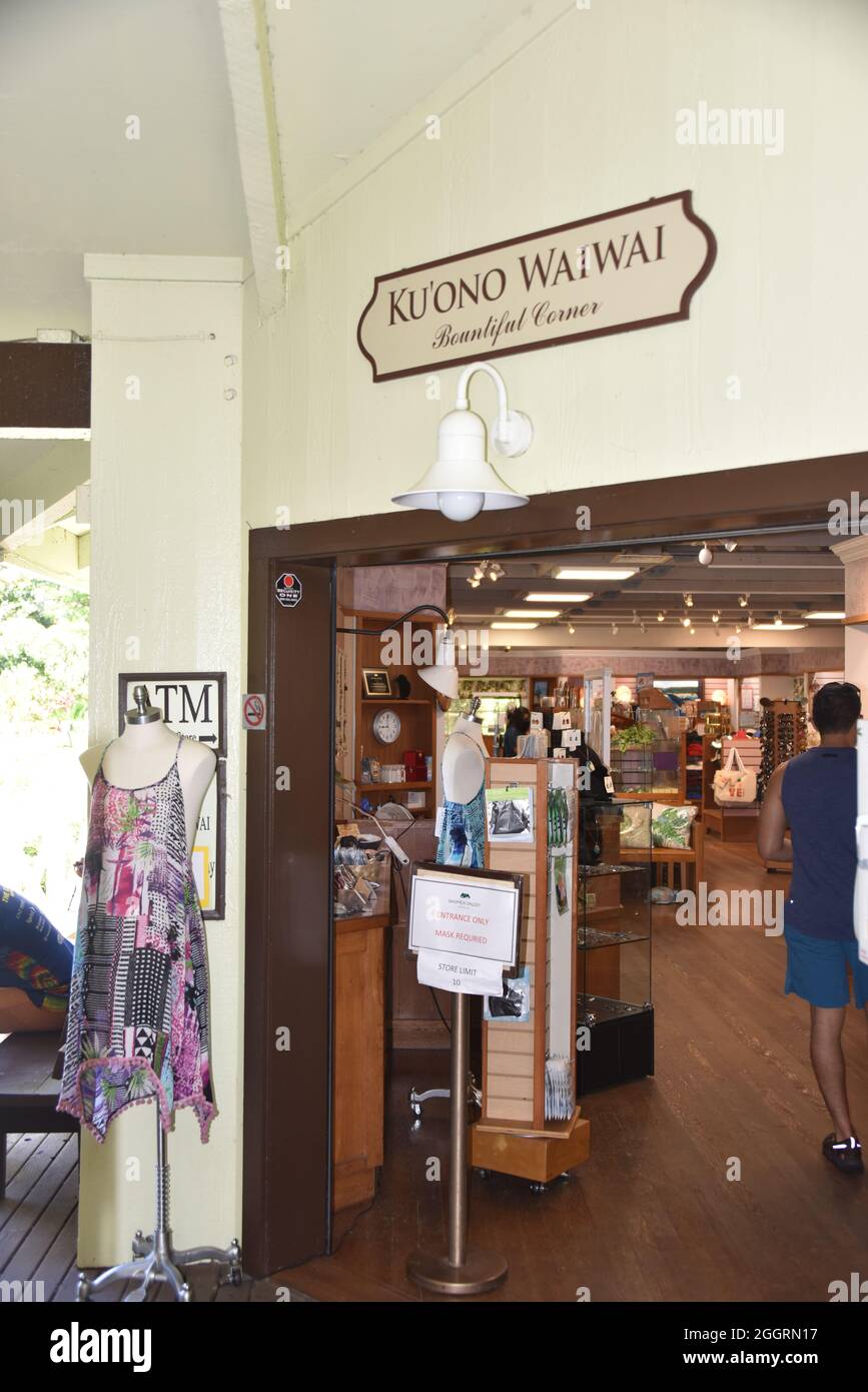 Waimea valley hawaiian history hi-res stock photography and images - Alamy