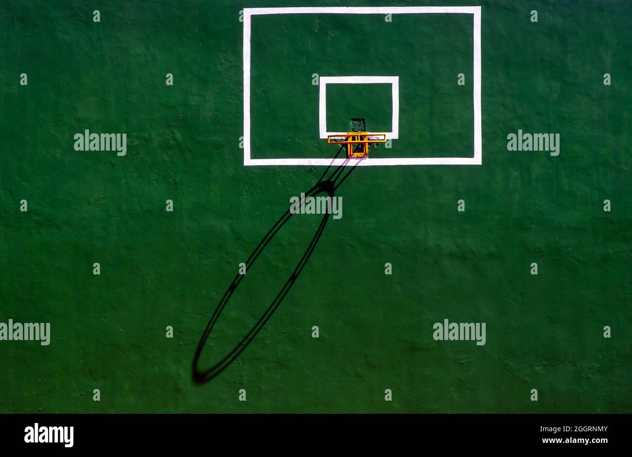 Basketball court lines hi-res stock photography and images - Alamy