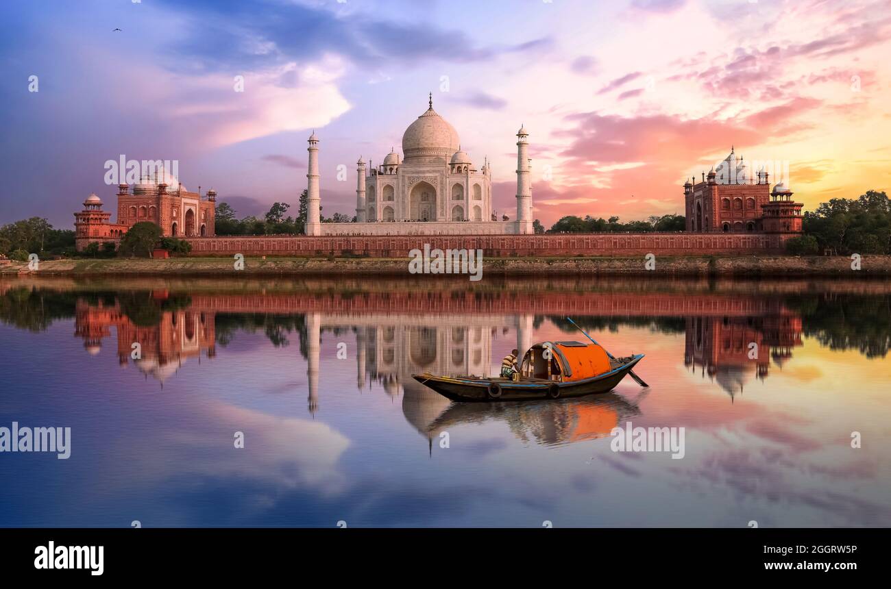 Taj mahal monument hi-res stock photography and images - Alamy