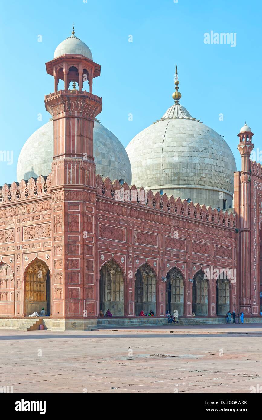 Mughal architecture pakistan hi-res stock photography and images - Alamy