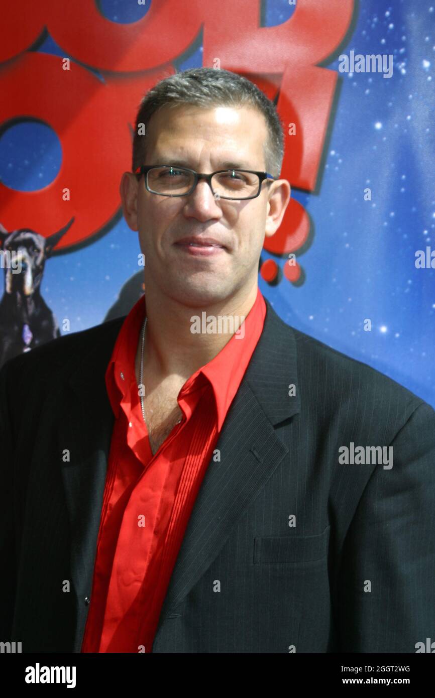 John Hoffman 10/04/03 GOOD BOY! at Mann Village Theatre, Westwood Photo ...