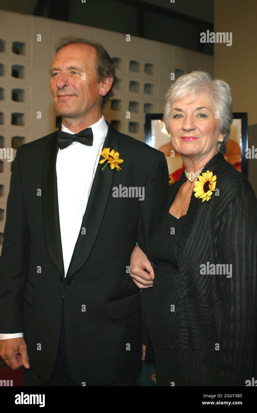 Terry Logan, Lynda Logan 11/06/03 CALENDER GIRLS at Cinerama Dome ...