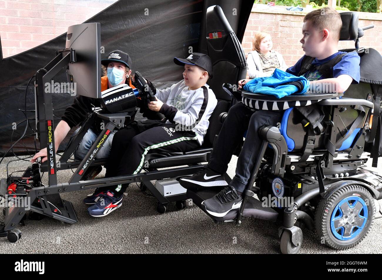 Onboard gaming hi-res stock photography and images - Alamy