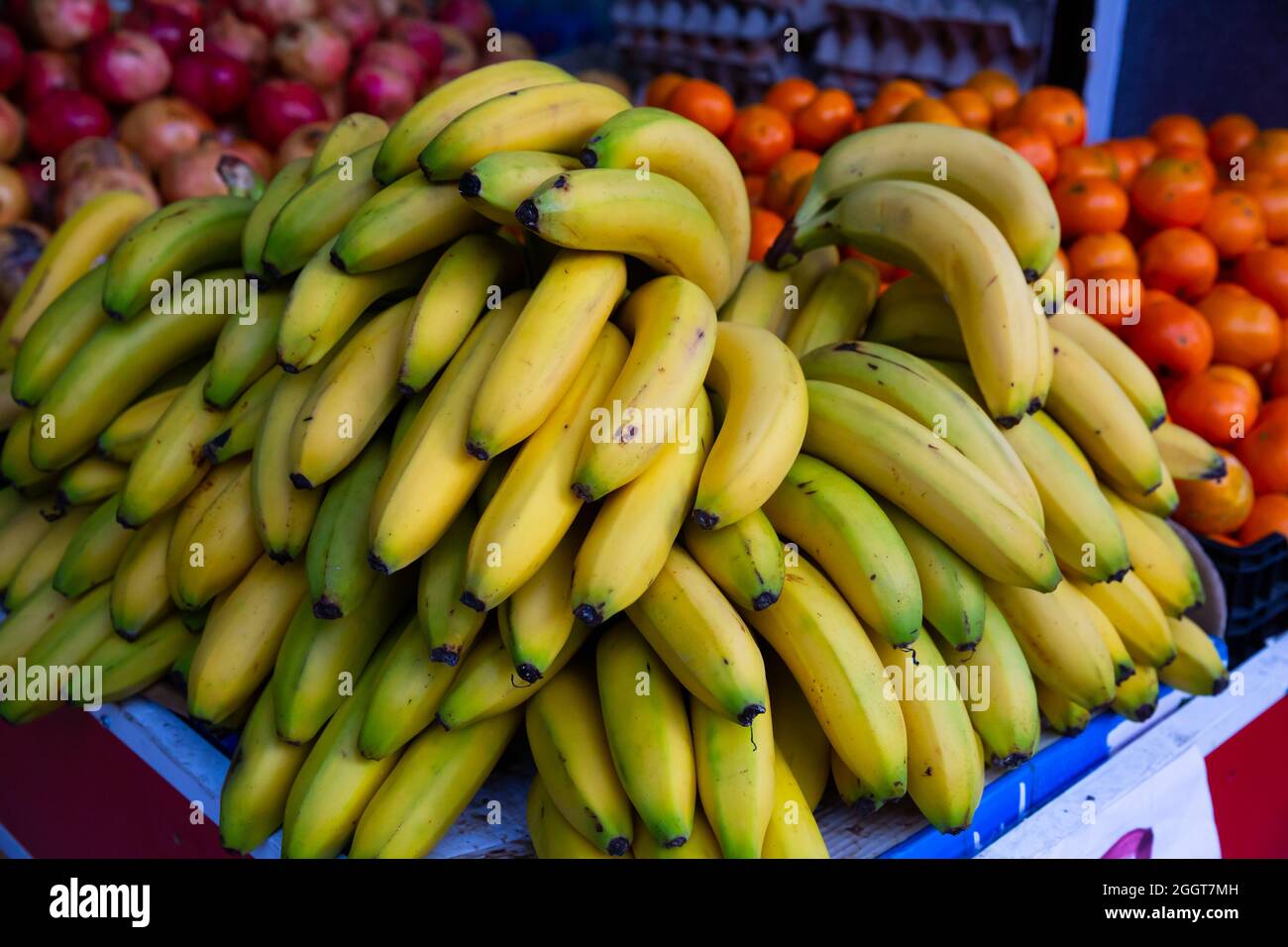 Line color healthy bananas hi-res stock photography and images - Alamy