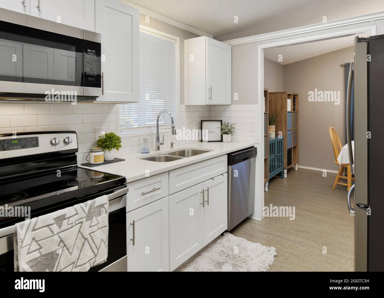 Modern residential kitchen interior Stock Photo - Alamy