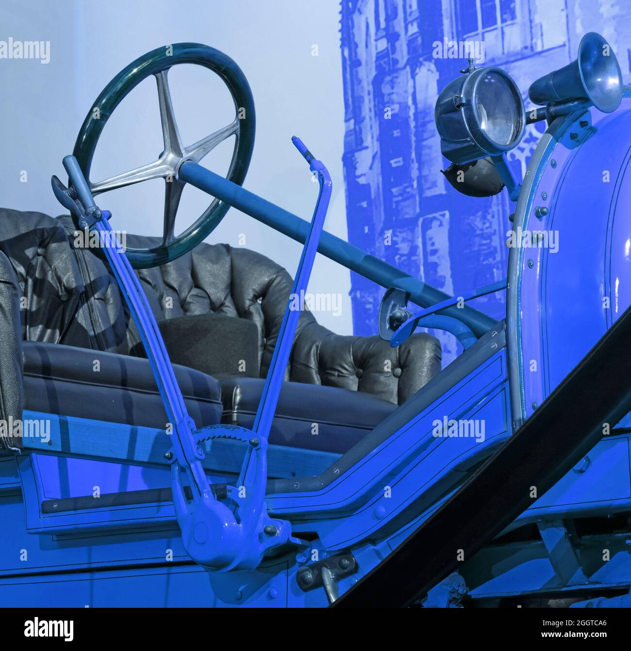 Very old car, not in use anymore Stock Photo - Alamy