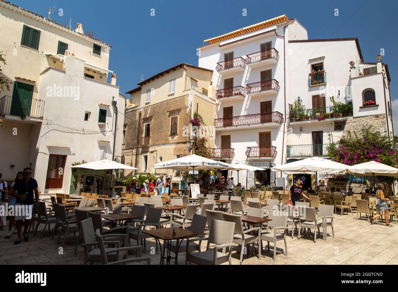 Sperlonga beach hi-res stock photography and images - Alamy