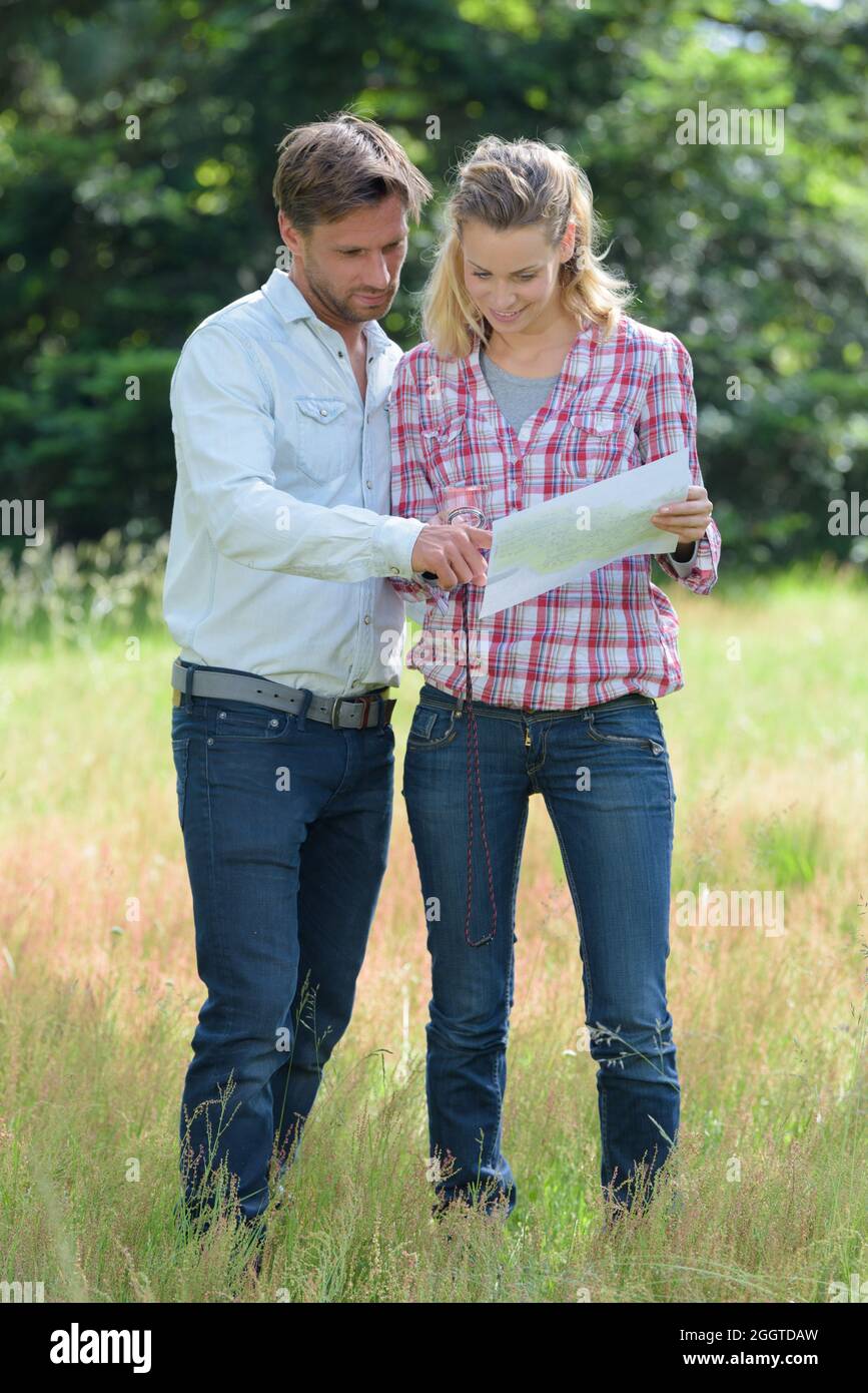 Building something together hi-res stock photography and images - Alamy