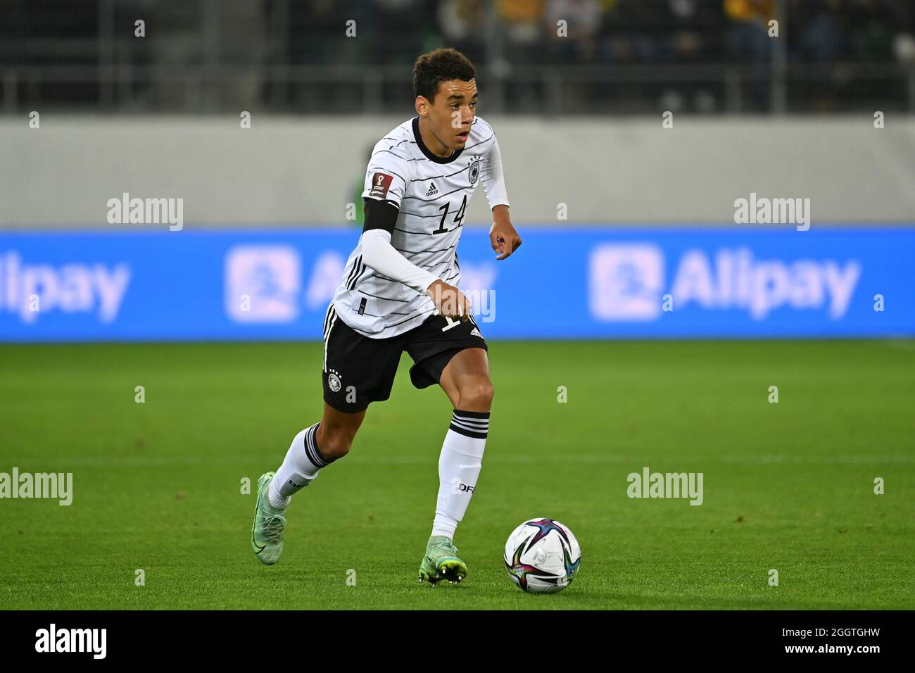 Jamal musiala body hi-res stock photography and images - Alamy