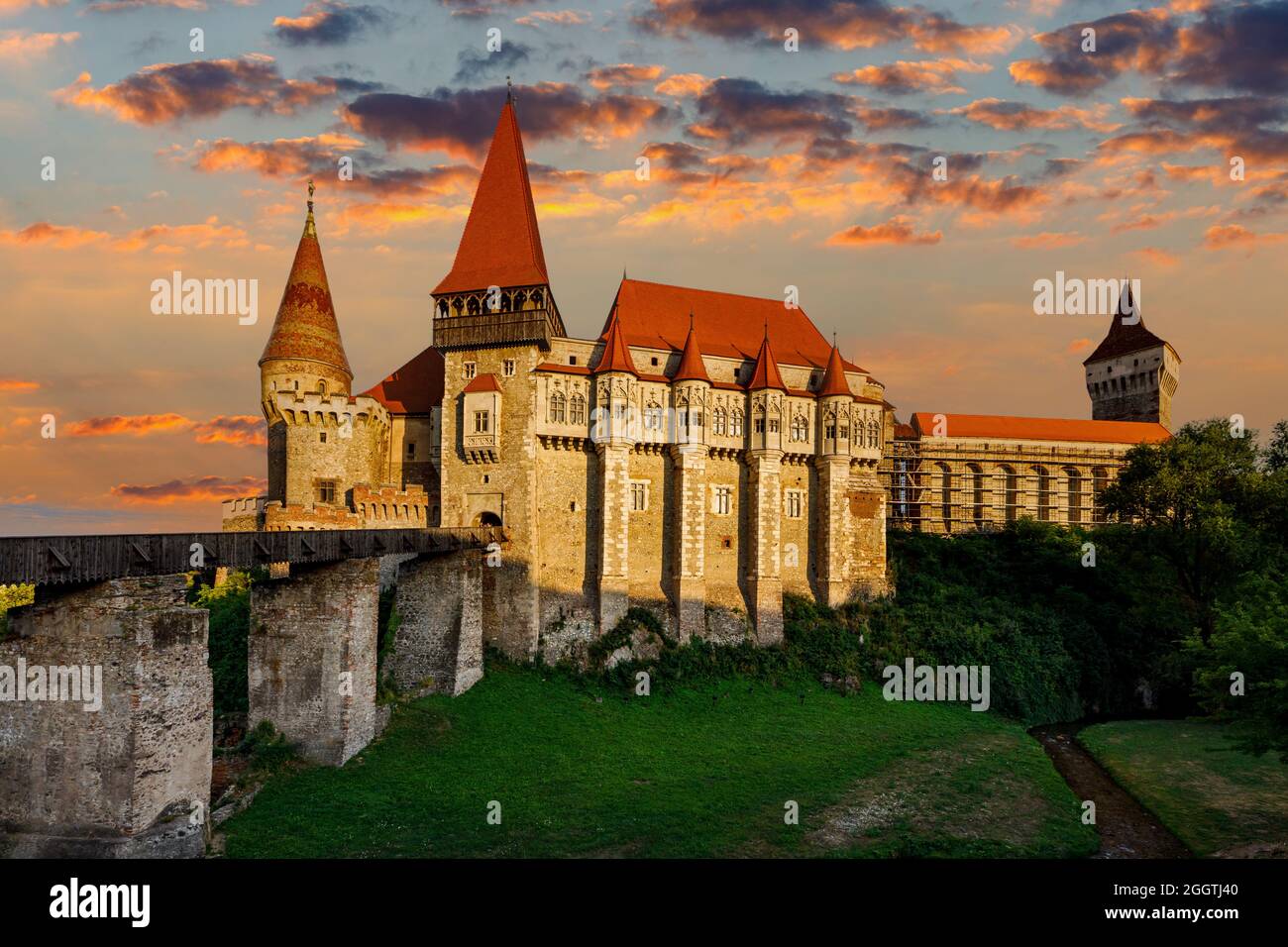 The Hunedoara Castle in Romania Stock Photo - Alamy