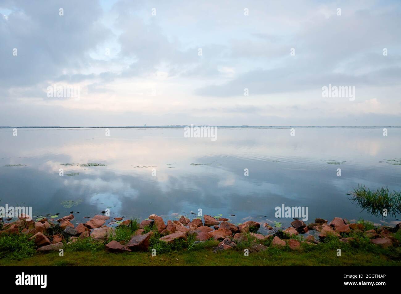 Yangcheng Lake High Resolution Stock Photography and Images - Alamy