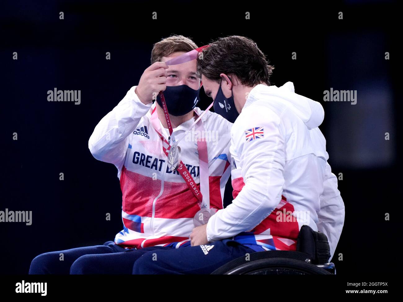 Great Britain's Gordon Reid (right) and Alfie Hewett with their silver ...