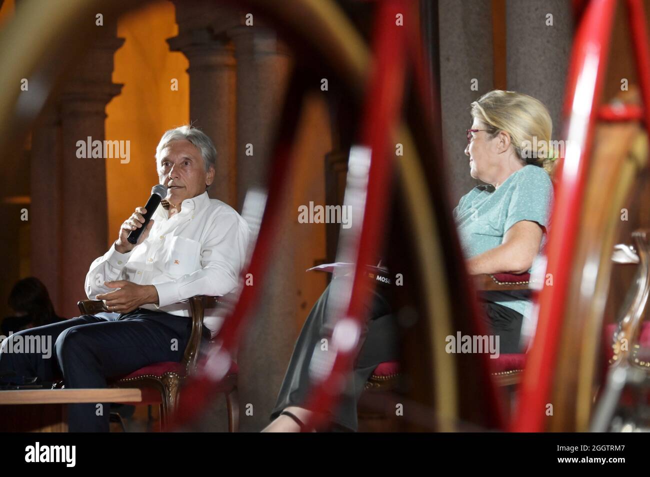 Laura antonelli hi-res stock photography and images - Alamy