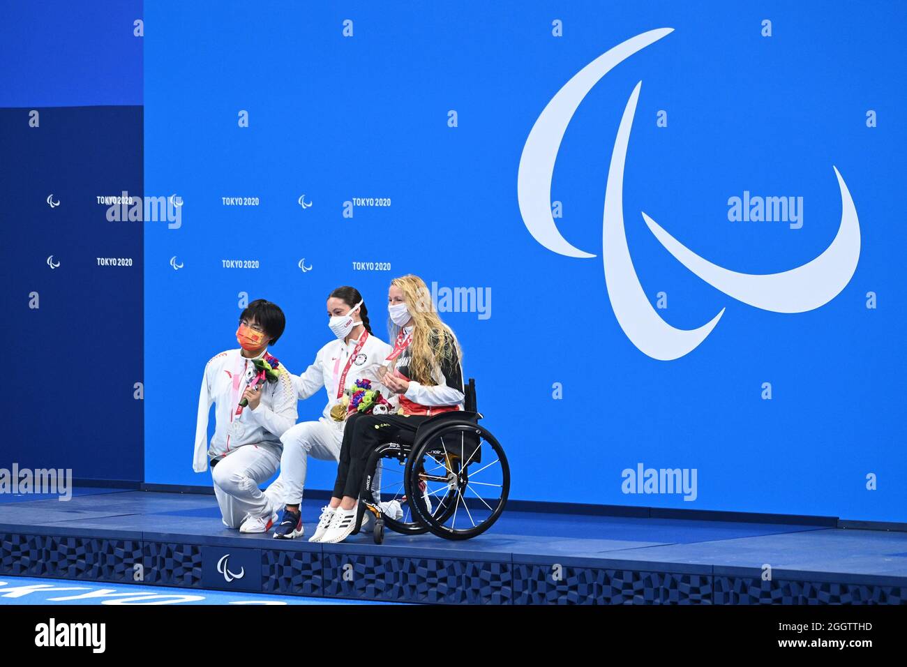 Elizabeth schott hi-res stock photography and images - Alamy