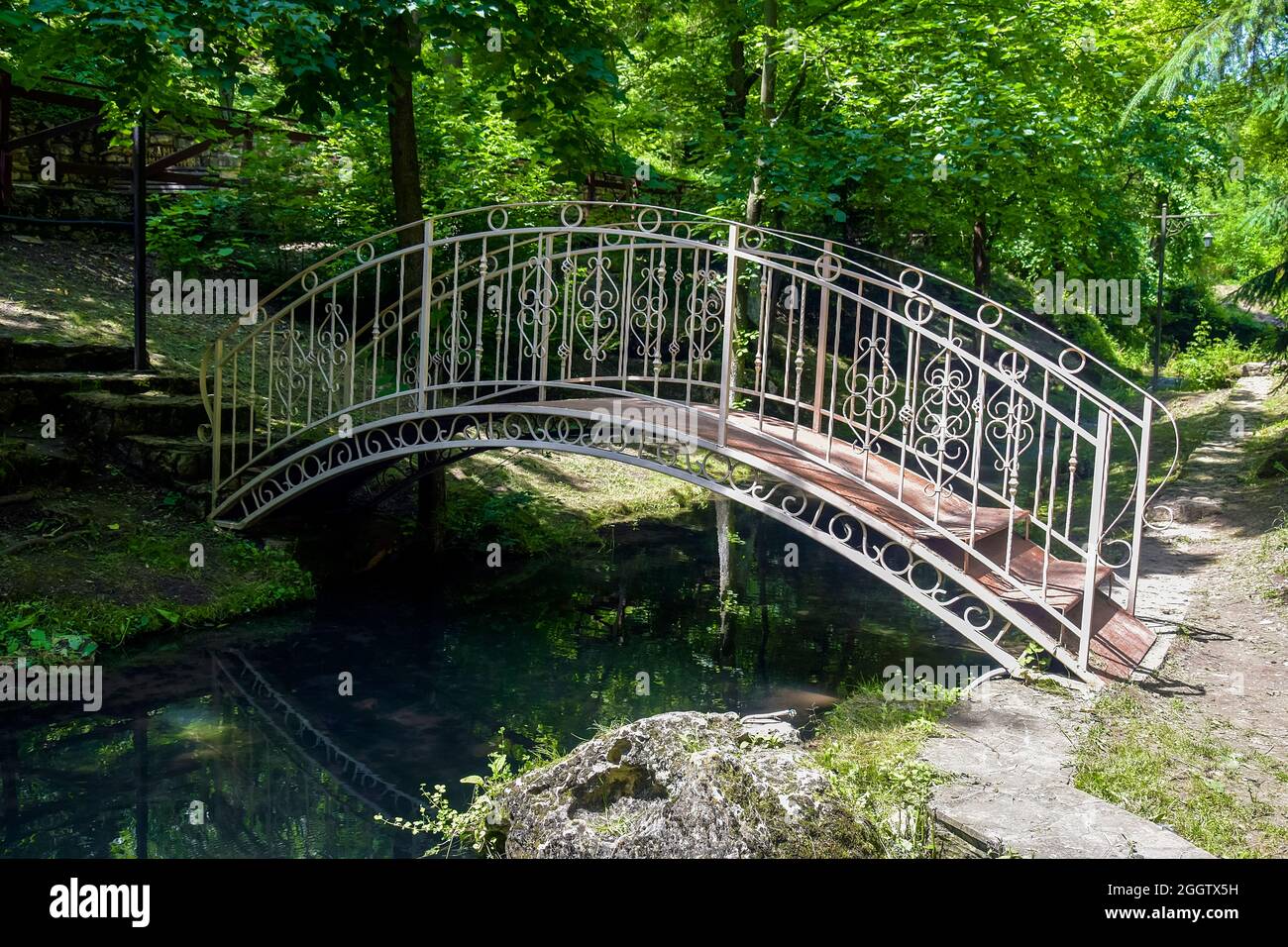 Stone steps wrought iron railings hi-res stock photography and images ...
