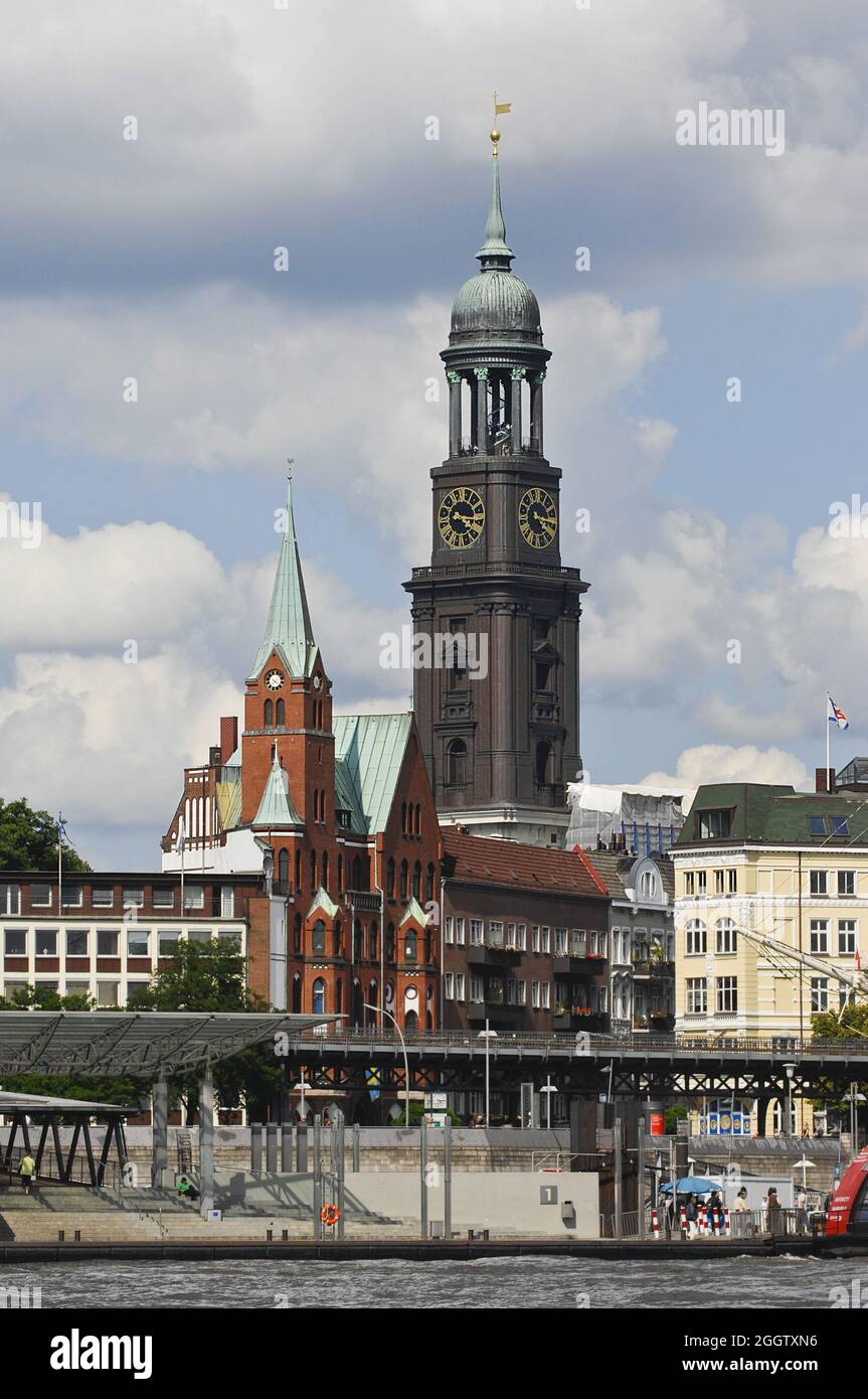Hamburg germany st michaels church hi-res stock photography and images ...