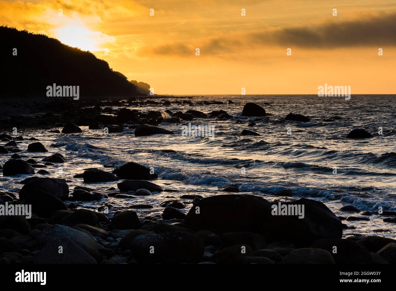 Block beaches hi-res stock photography and images - Alamy