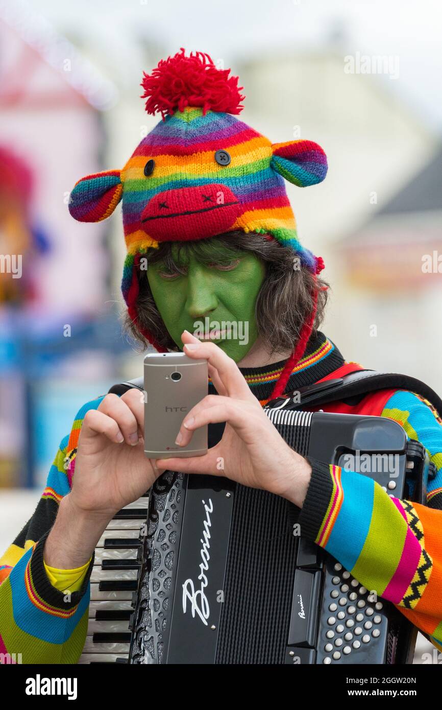 Traditional folk dancers at Whitby folk week Stock Photo - Alamy