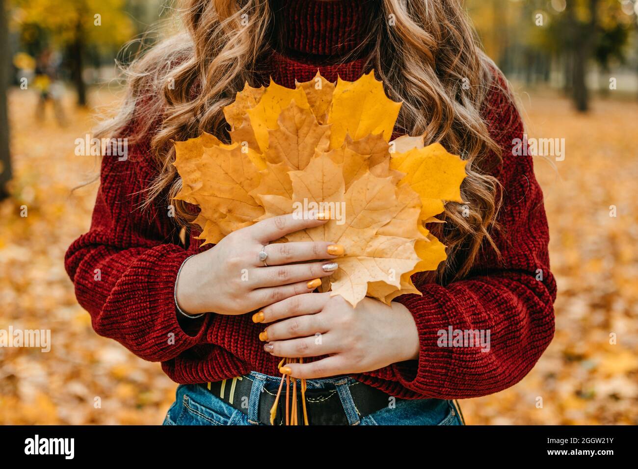 Faceless portrait of woman with maple leaves. Activities for Happy Fall ...