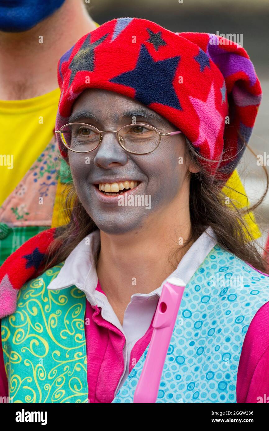 Traditional folk dancers at Whitby folk week Stock Photo - Alamy