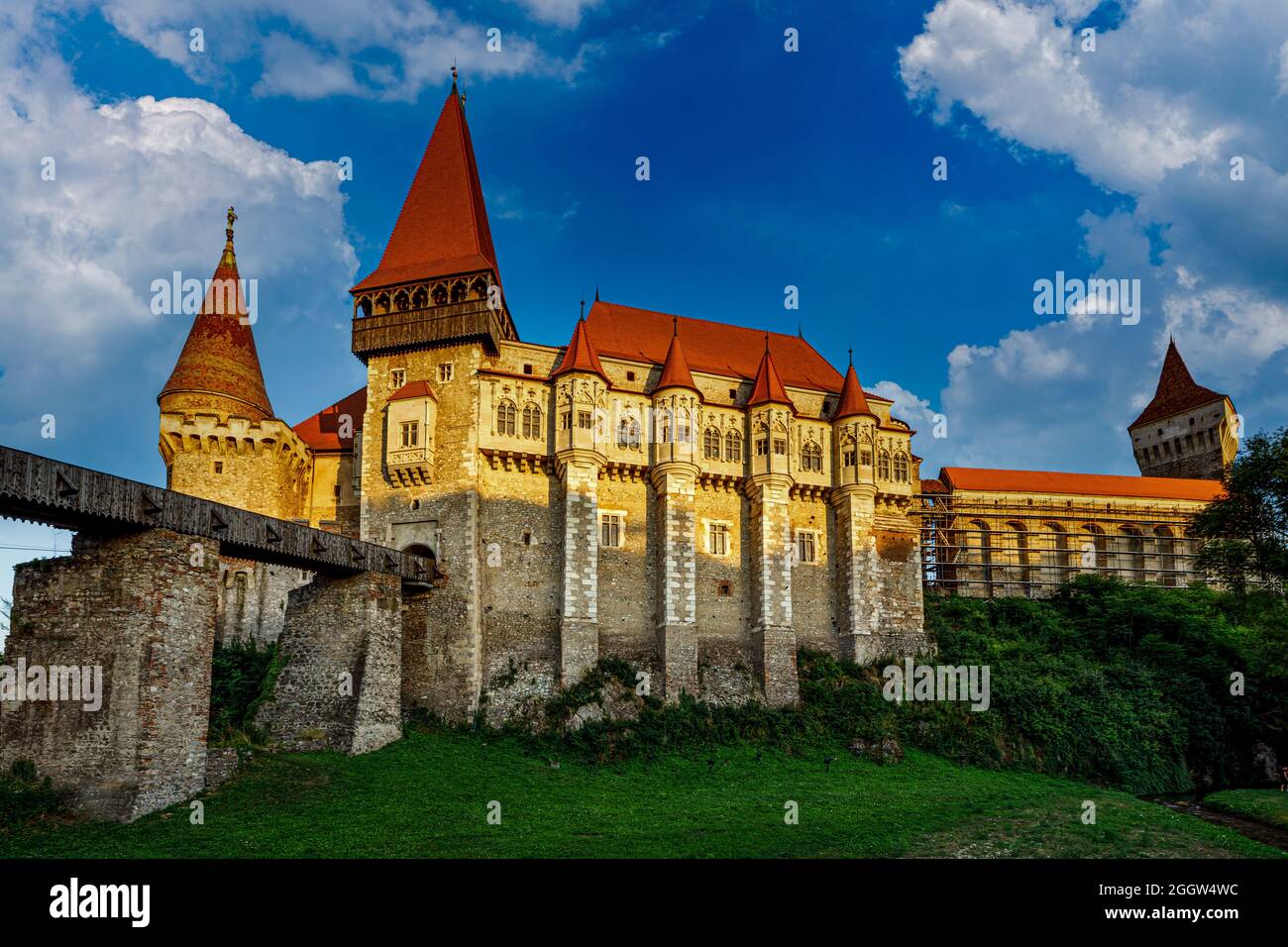 The Hunedoara Castle in Romania Stock Photo - Alamy