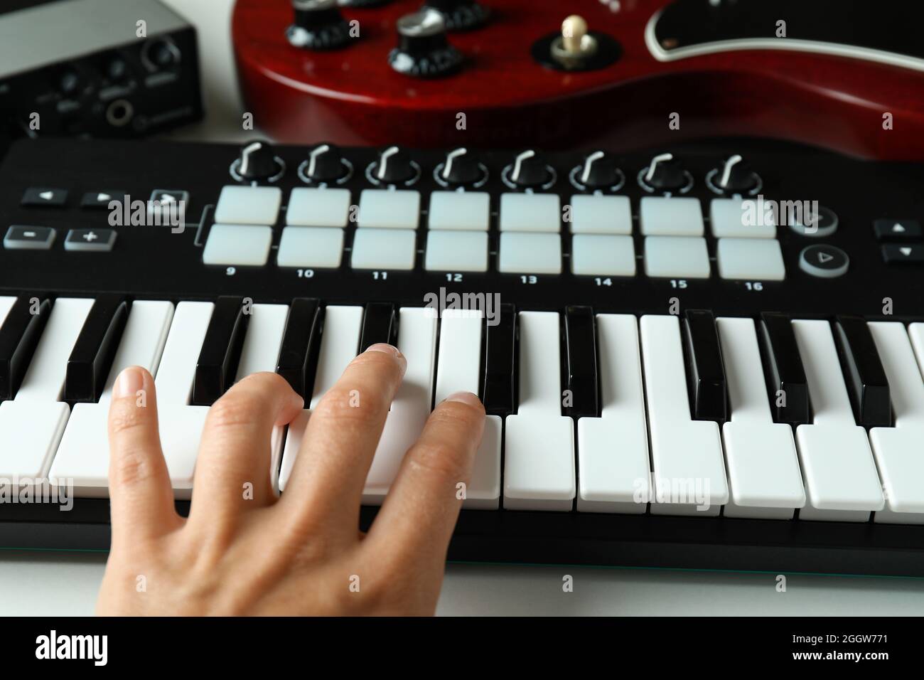 Electronic drum set hi-res stock photography and images - Alamy