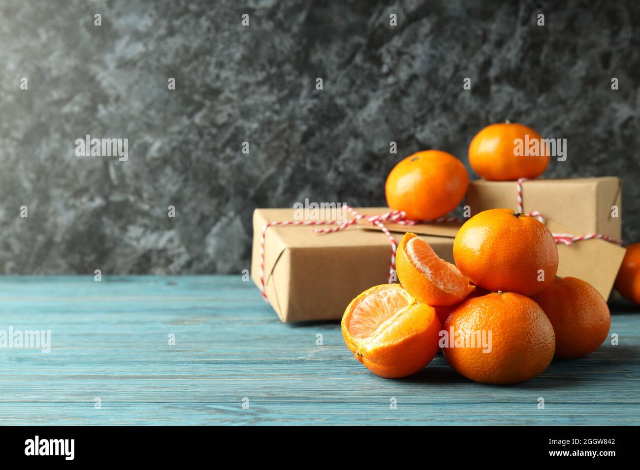 Mandarin boxes hi-res stock photography and images - Alamy