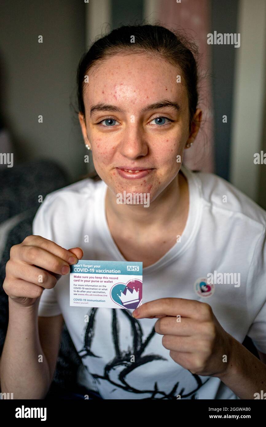 Vaccine card hi-res stock photography and images - Alamy