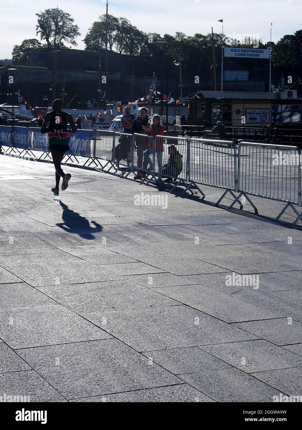 Marathon skating hi-res stock photography and images - Alamy