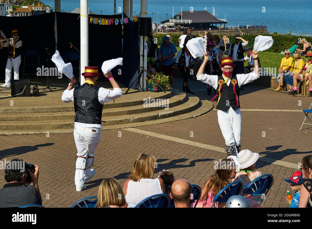 Broadstairs folk week hi-res stock photography and images - Alamy