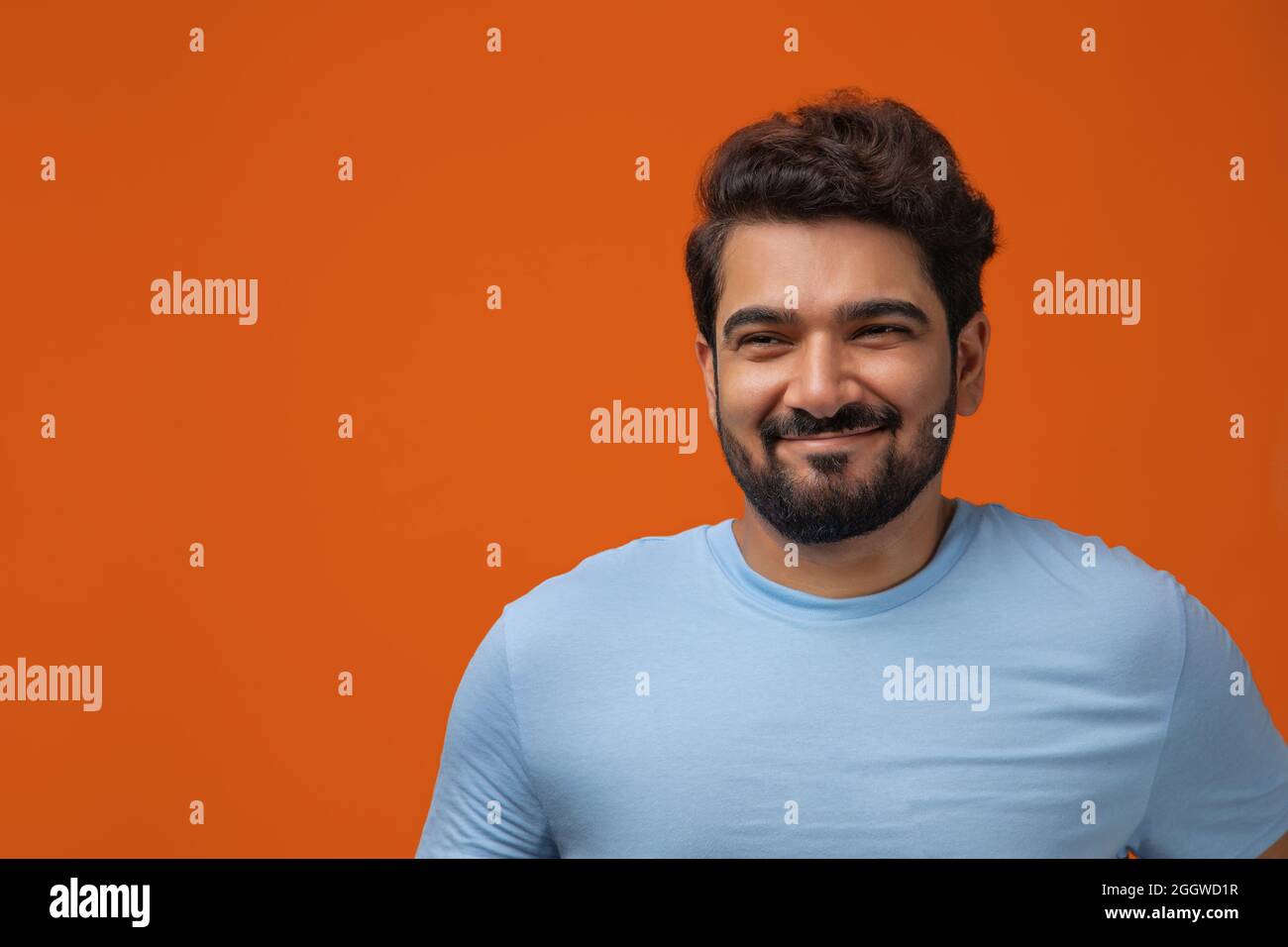 Against the backdrop hi-res stock photography and images - Alamy