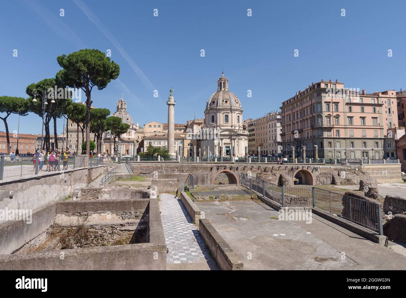 Luca roman city hi-res stock photography and images - Alamy